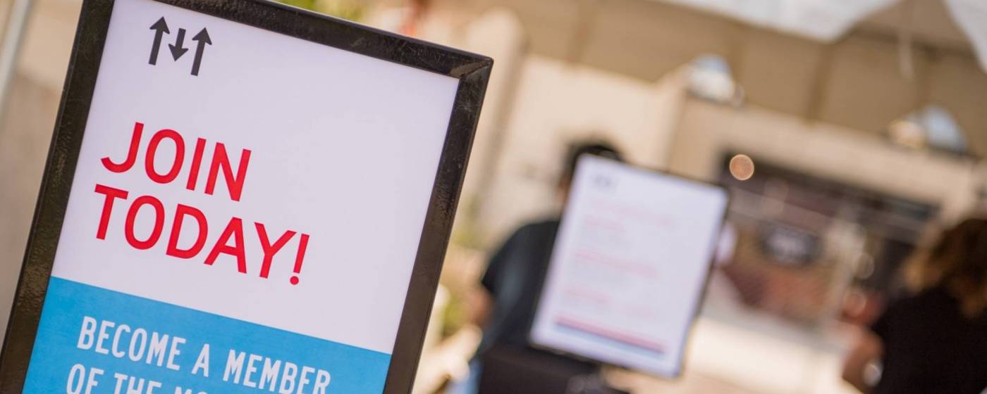 5 Reasons to Give a Gift Membership This Holiday Season | The Momentary