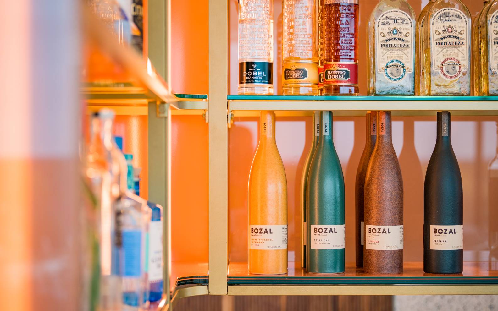 Tower Bar | The Momentary